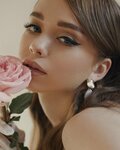 Make Up Artist (Kamennoostrovskiy Avenue No:40), stil uzmanı, makyöz  Saint‑Petersburg'dan