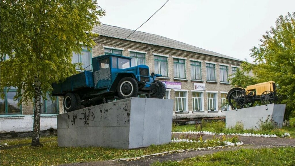 Teknoloji anıtı Грузовик ЗиС-5, Zuevka, foto