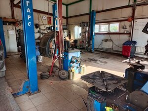 TechCentreAvtoGroup (Savieckaja Street No:124, Zaslawje), otomobil servisi  Zaslavl'dan