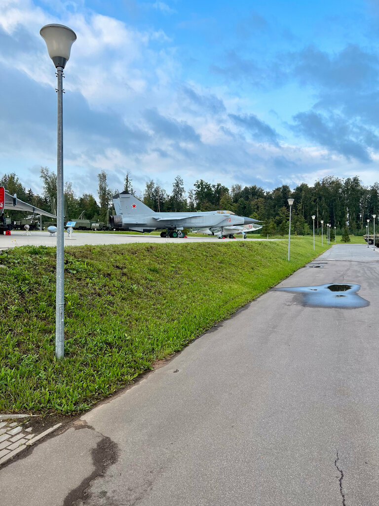 Teknoloji anıtı Истребитель МиГ-31, Moskova ve Moskovskaya oblastı, foto