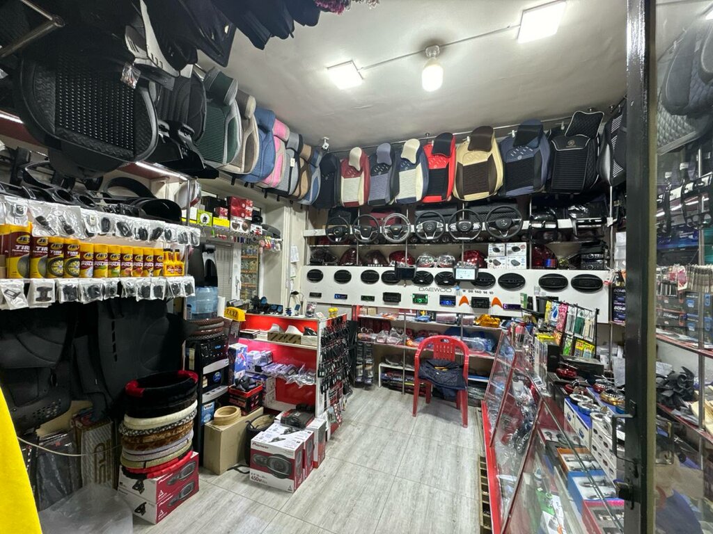 Otomobil yedek parçaları Impala Tuning Shop, Andican, foto