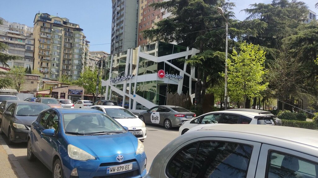 Pizzacılar Pizza Hut, Tiflis, foto