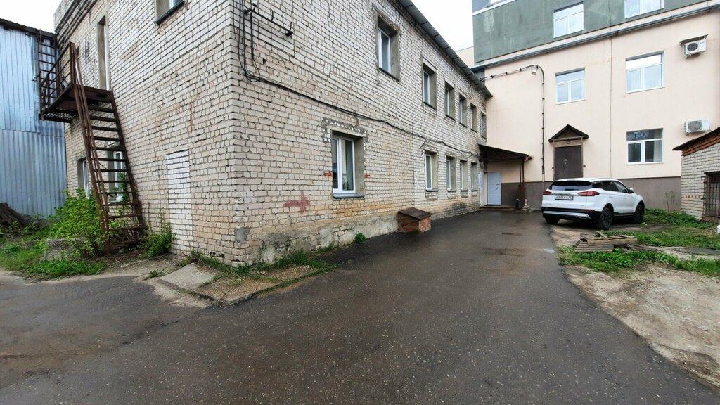 Boya ve cila malzemeleri üretim ve satış yerleri Палитра, İvanovo, foto