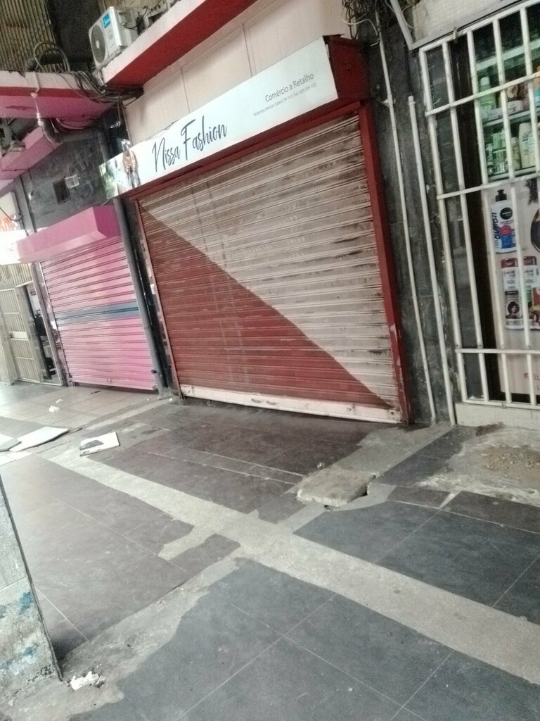 Giyim mağazası Missa fashion, Loanda, foto