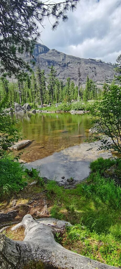 Kamp alanları Кемпинг Озеро Лазурное, Krasnoyarski krayı, foto
