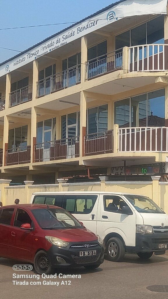Yüksekokul Colégio Bendizer, Loanda, foto