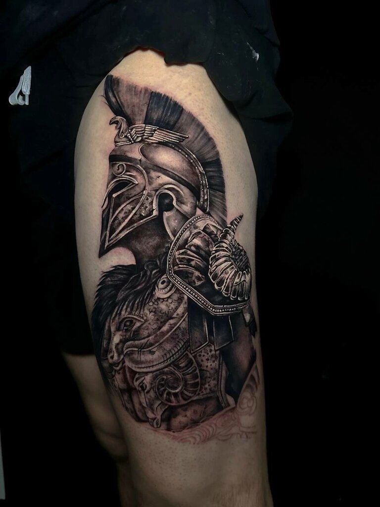 Dövmeciler Ugly Duck Ink, Moskova, foto
