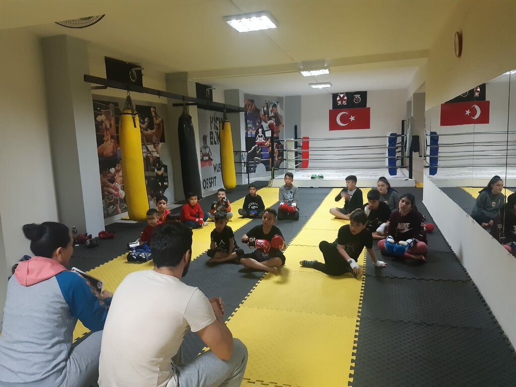 Spor okulları Güney Yıldızı Spor Kulübü, Adana, foto