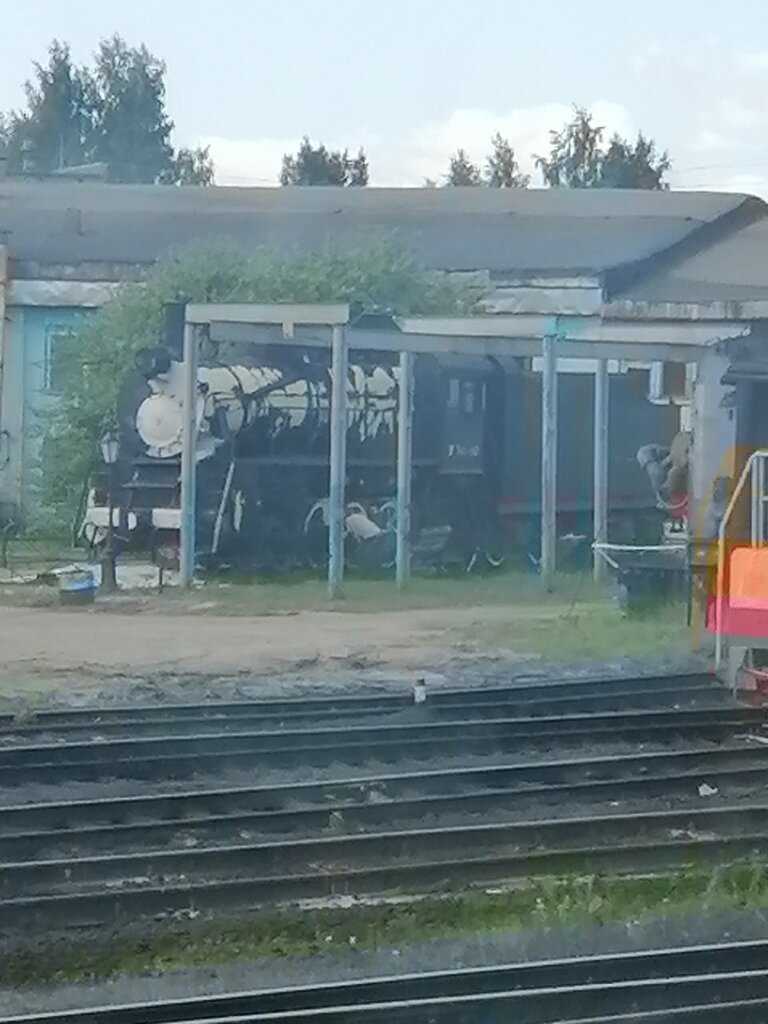 Teknoloji anıtı Паровоз Эр761-06, Arhangelsk, foto