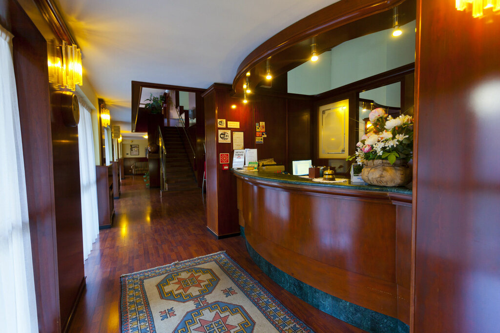 Otel Villa Ghirlanda, Lombardiya, foto