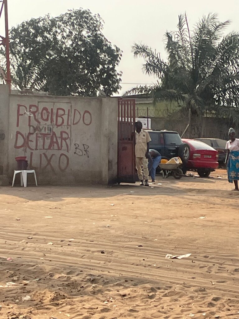 Otomobil servisi Arigecmat, Loanda, foto