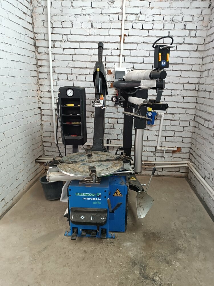 Oto lastik tamiri Грузовой шиномонтаж, Adıge Cumhuriyeti, foto