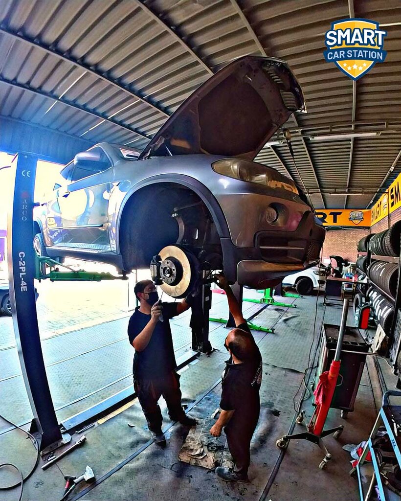 Otomobil servisi Smart Service Station, Dubai, foto