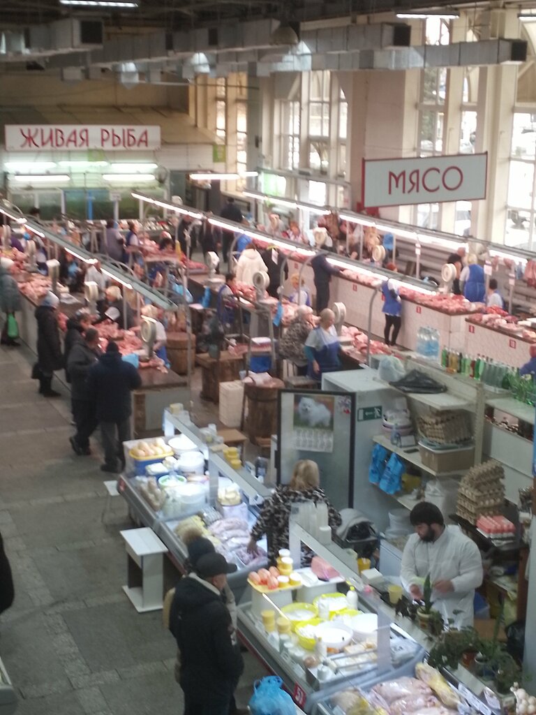 Yönetim ТЦ Поволжье, Saratov, foto