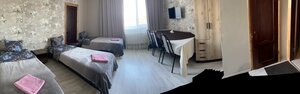 Лотос (Vokzalnaya ulitsa No:5, selo Chernigovskoye), otel  Krasnodarski krayından