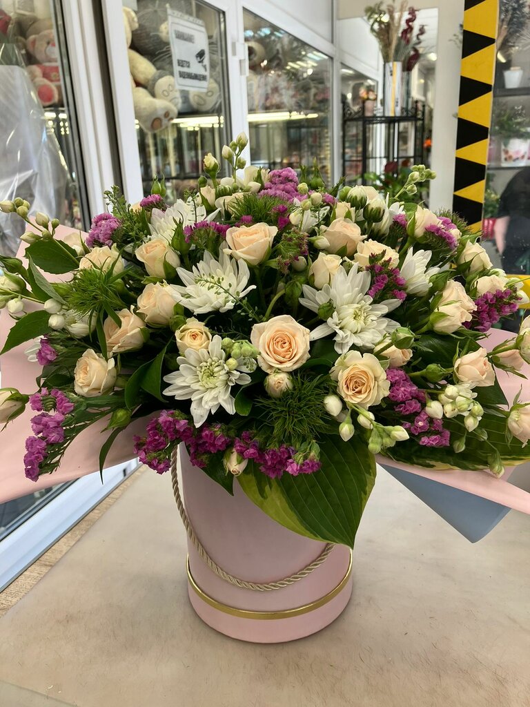 Çiçekçiler ЦветыОптРозница, Saint‑Petersburg, foto