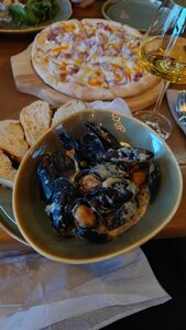 Sol (Baltiyskaya ulitsa No:7, derevnya Borisovichi), kafe  Pskovskaya oblastından