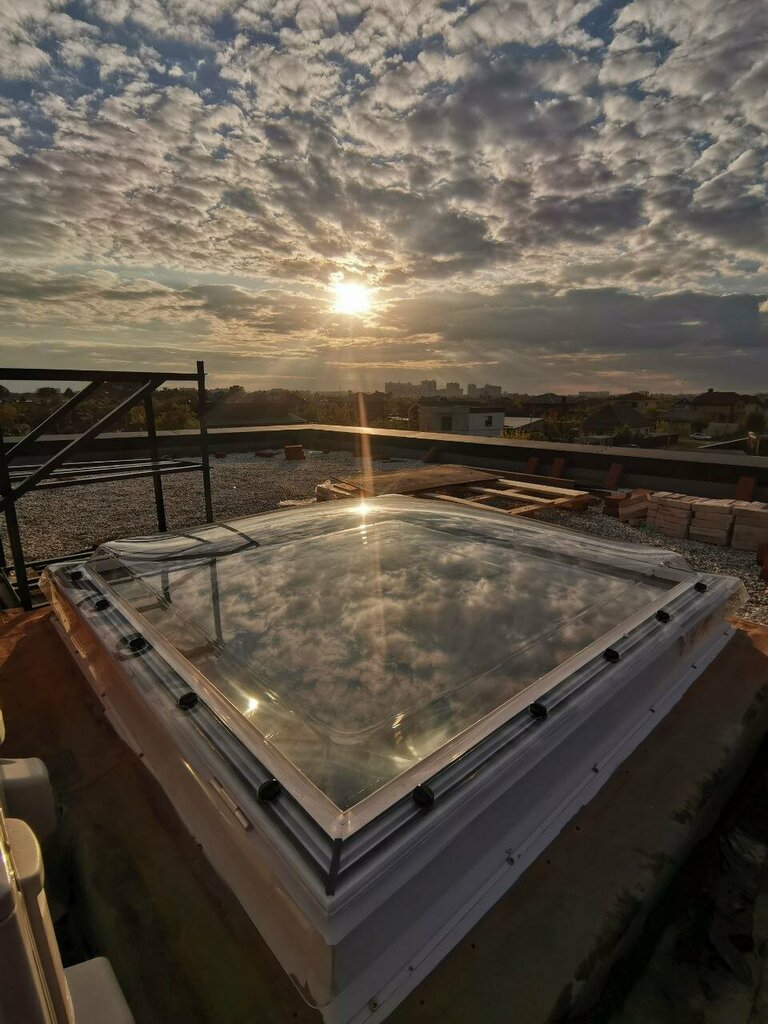 Pencere üretim, satış ve montaj firmaları Velux, Krasnodar, foto