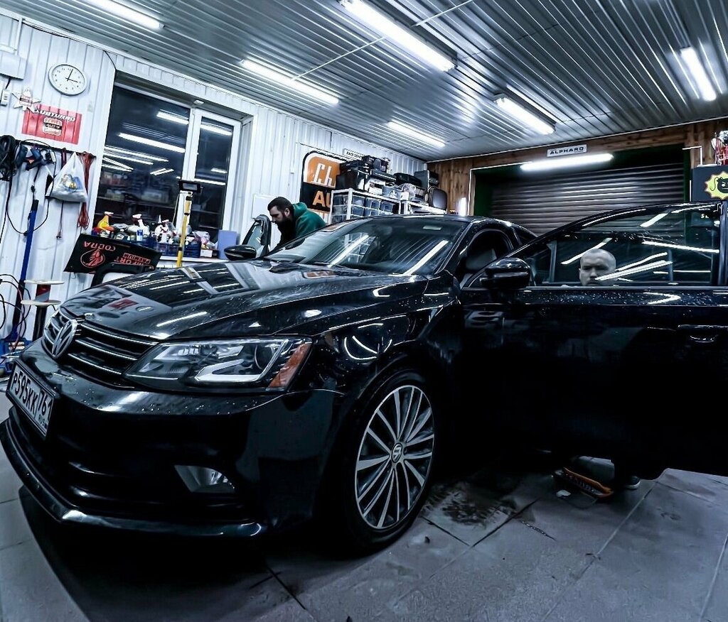 Oto döşeme Check Auto, Rostov‑na‑Donu, foto