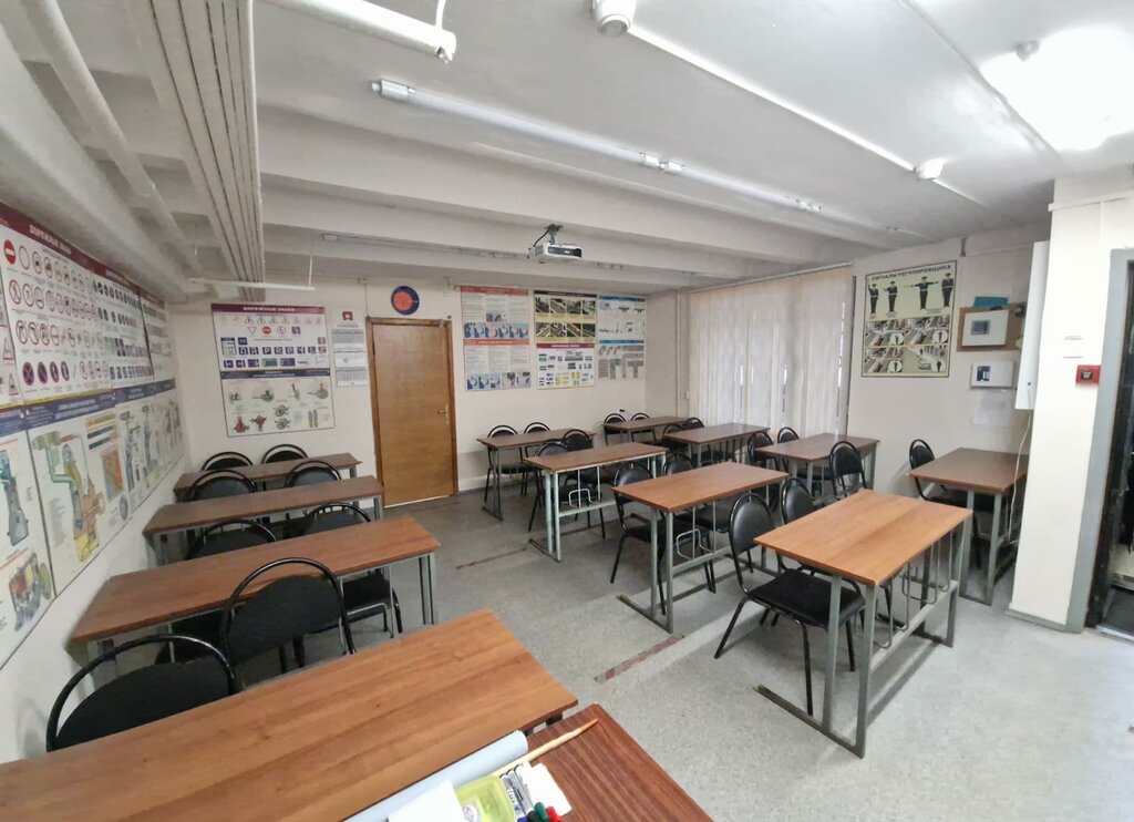 Sürücü kursları Avtoshkola Pioner, Moskova, foto