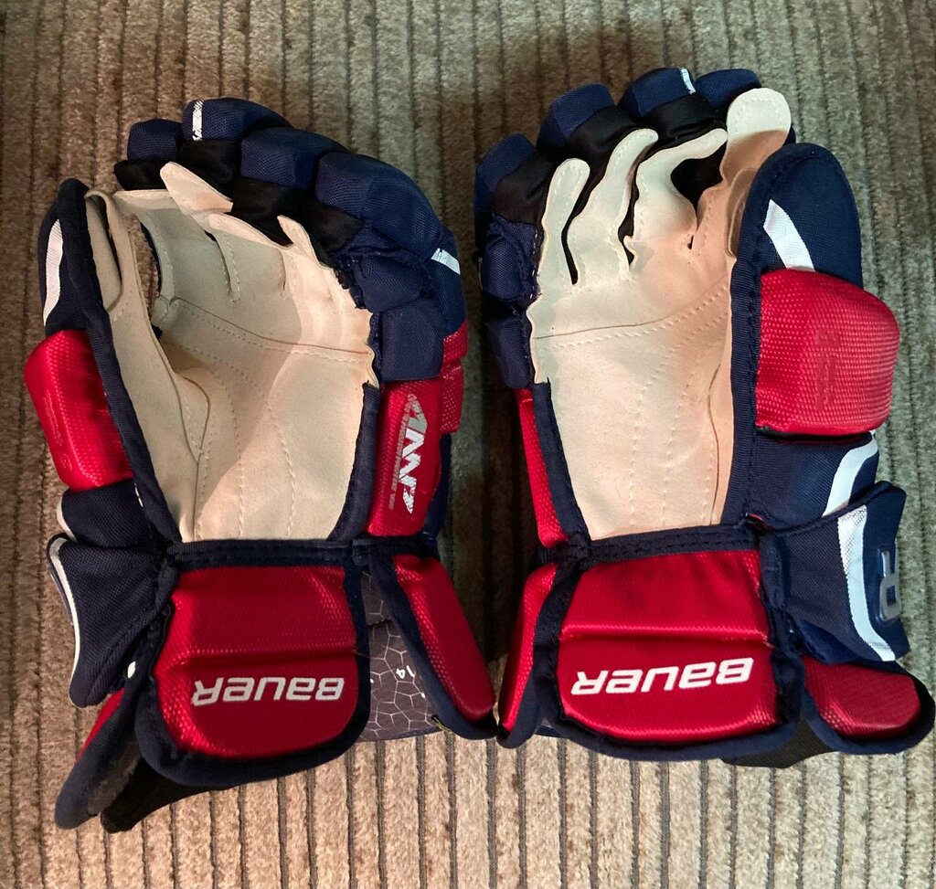 Kıyafet tamiri Ремонт хоккейной экипировки, Dolgoprudny, foto