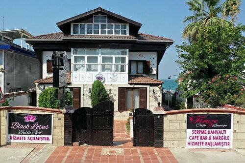 Otel Black Lotus İzmir, İzmir, foto