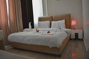 Hotel (El Shawarbi Street No:6, Abdeen, Cairo), otel  Kahire'den