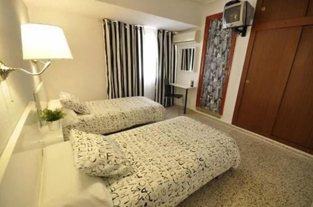 Pansiyonlar, hosteller Hostal On Dormire, Valensiya, foto
