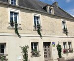 L'Home Du Monde (Normandie, Departement Calvados, Arrondissement de Caen, Bretteville-l'Orgueilleuse, Rue de Bayeux, 40), otel