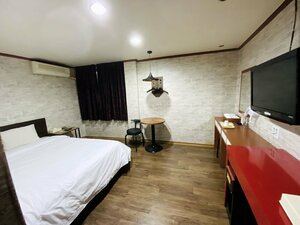 Motel Sungji (Seoul, Liniya 9, Express Bus Terminal metro station), otel  Seul'dan