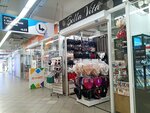 Bella Vita (Sovetskiy Avenue No:159), i̇ç giyim ve mayo mağazası  Kaliningrad'dan