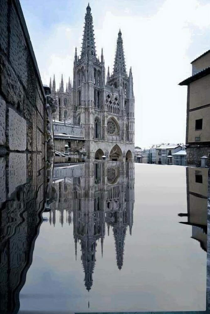 Otel Hotel Campus, Burgos, foto