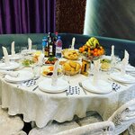 Altyn Gasyr (Talǵat Bıgeldınov kóshesi No:35/2), otel  Akköl'den