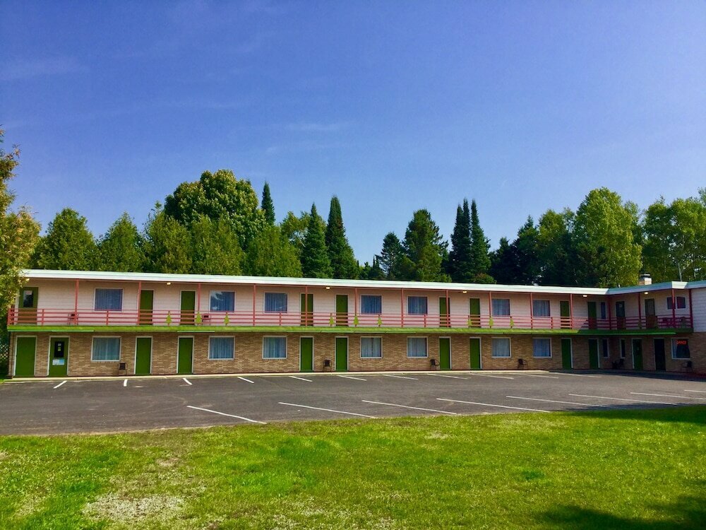 Otel Cedars Motel, Michigan Eyaleti, foto