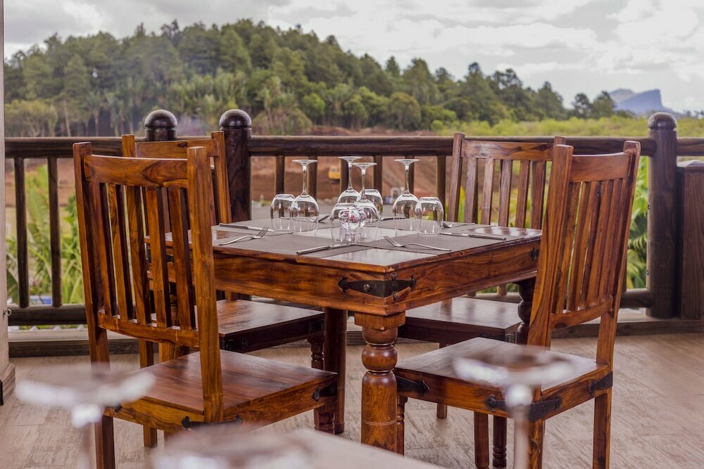 Otel 7 Cascades Restaurant Bar & Lodges, Dünya, foto