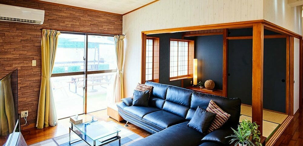 Otel Terrace House Tsubokawa, Naha, foto