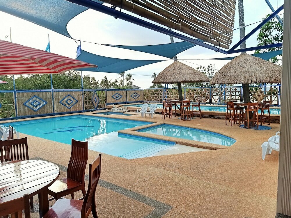 Otel Rainbow Bay Beach and Dive Resort, , foto