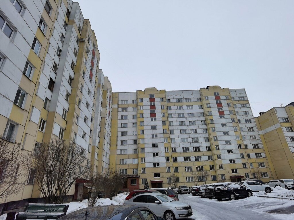 Bina, site yönetimi TSZh Peterburzhets, Saint‑Petersburg, foto
