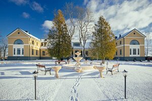 Skrunda Manor Hotel (Jelgava – Liepāja, stacija Skrunda), otel  Skrunda'dan
