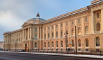 Императорская академия художеств (Universitetskaya Embankment No:17), turistik yerler  Saint‑Petersburg'dan