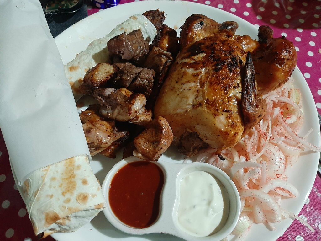 Kafe Мы дома, Sarkan (Sarkand), foto