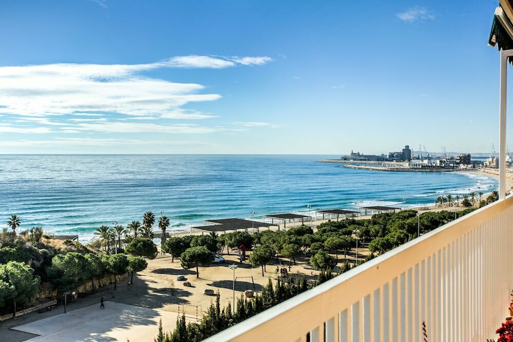 Otel Th44 Apartment Miracle 300m to the Beach Tarragona, Tarragona, foto
