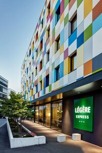 Légère Express Tuttlingen (Baden-Württemberg, Göppingen, Eislingen/ Fils, Königstraße, 25), otel  Tuttlingen'den