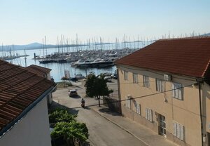 Apartment Ena - near marina Kornati: A2 Biograd (Zadar County, Biograd Na Moru), otel  Zadar Bölgesi'nden