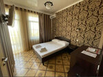 Ahilles Guest House (Desantnaya ulitsa No:20), konuk evi  Gelencik'ten