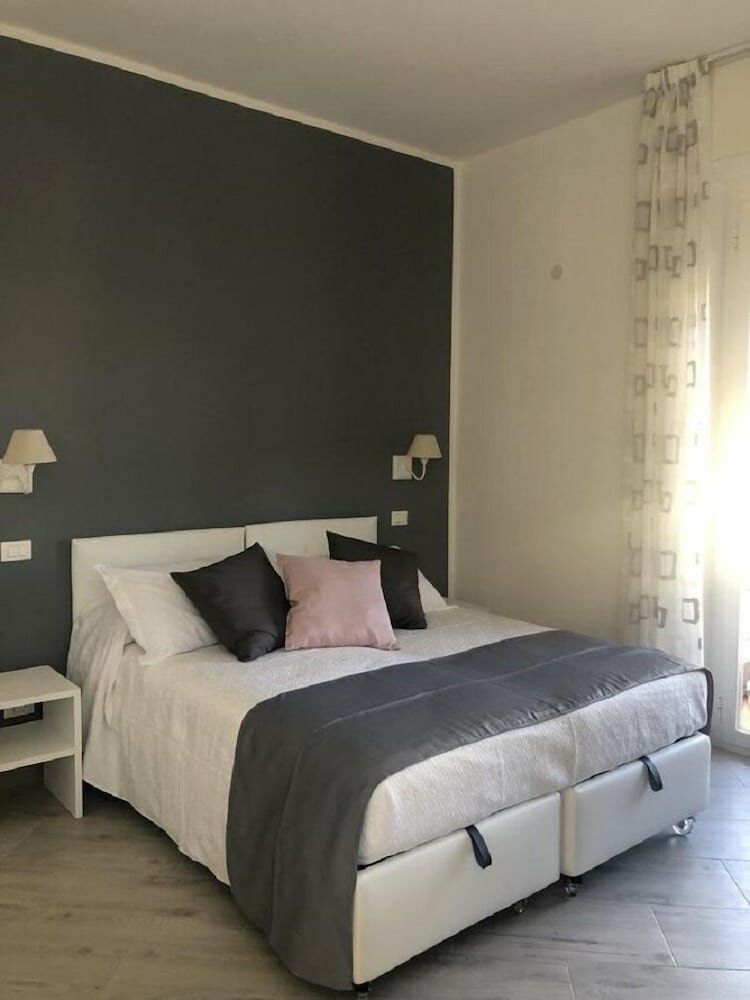 Otel Glem Rooms and Breakfast, Ligurya, foto