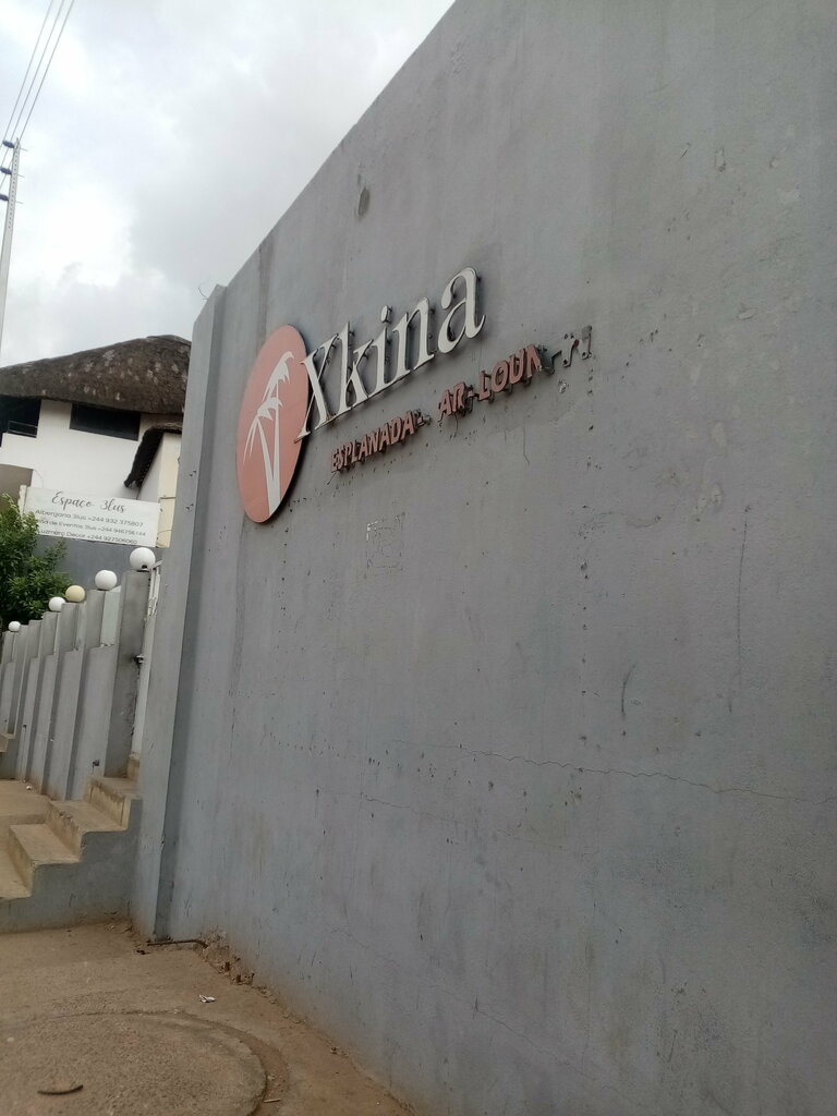Restoran Esplanada Xkina Bar-Lounge, Loanda, foto