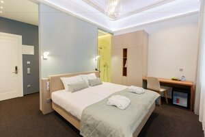 Hotel Italyanskaya, 29 (Italyanskaya Street No:29, Saint Petersburg), otel  Saint‑Petersburg'dan