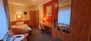 Hotel Prox (Thuringia, Ilm-Kreis, Arnstadt, Stadtilmer Straße), otel  Arnstadt'tan