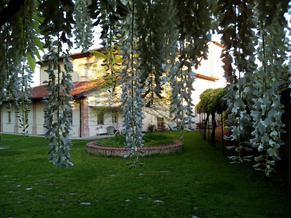 Otel Casa Torre Allera, Piyemonte, foto